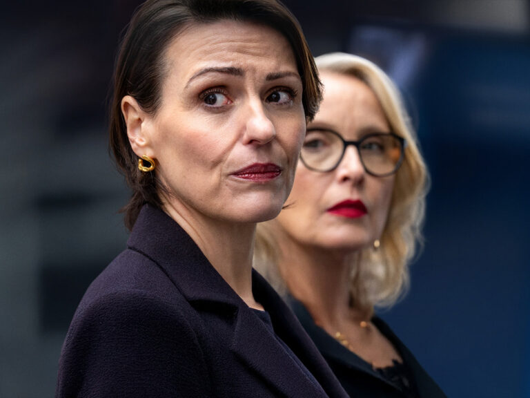 Everything you need to know about 'Hostage' on Netflix