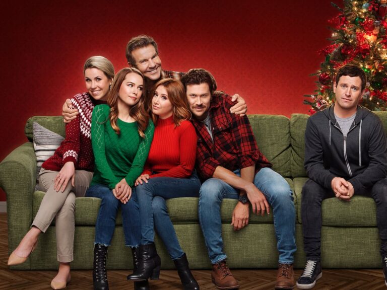 Five best holiday shows to binge on Netflix right now